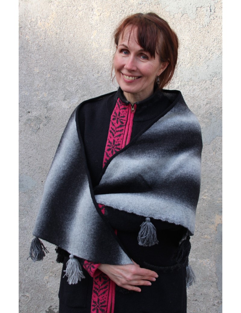 Kauni do it yourself shawl pattern knitting kit with effect yarn